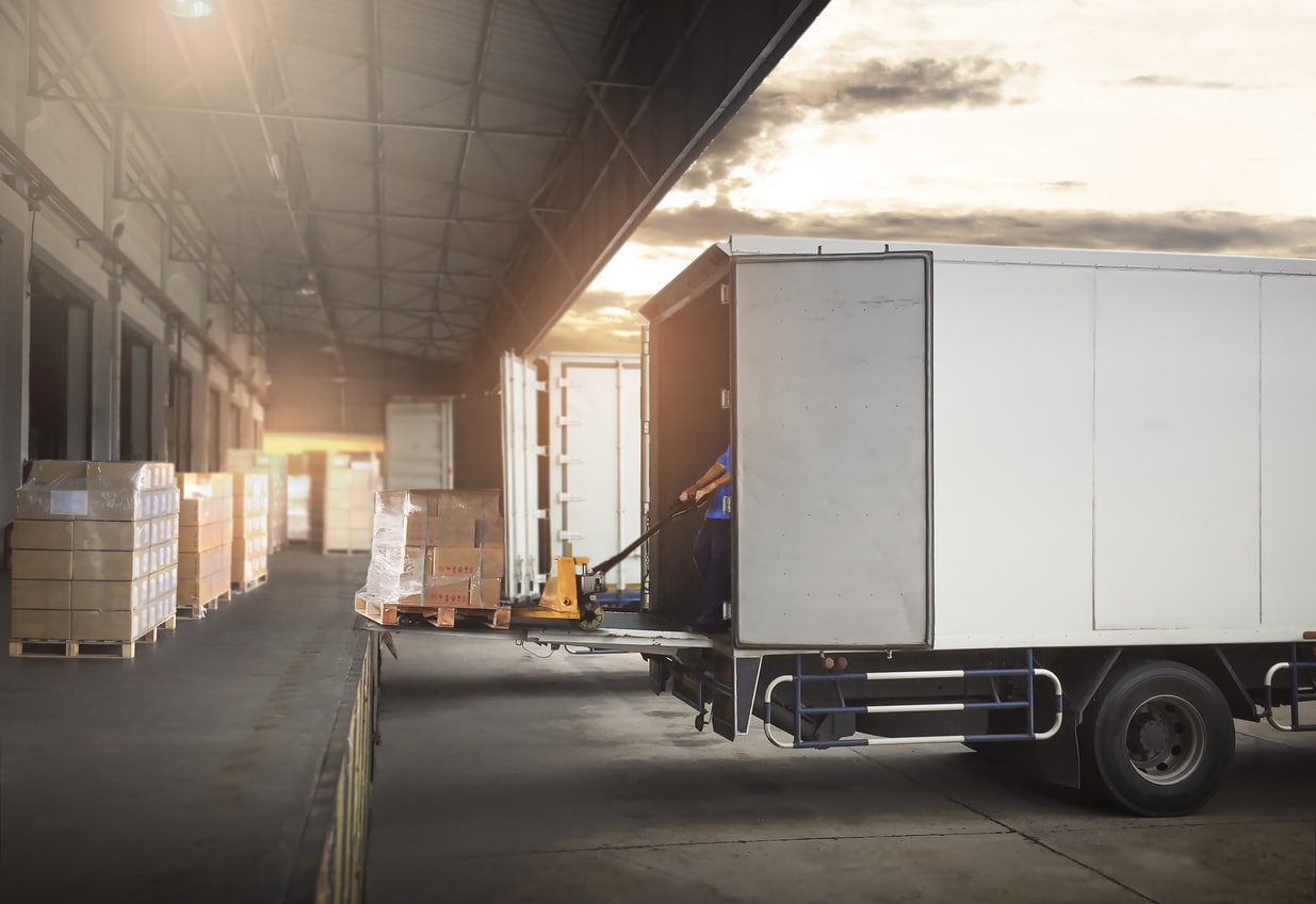 Kurerkørsel og express levering med professionelt transportfirma i ...